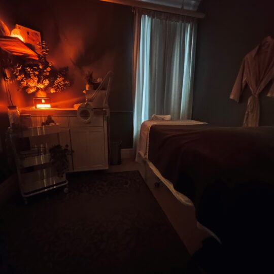 Facial, Couples Massage Spa I Burlington Ontario